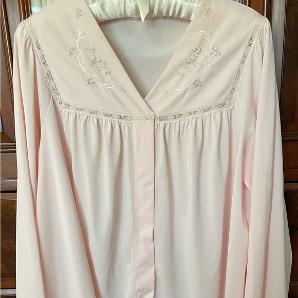 Shadowline | Intimates & Sleepwear | Vintage Shadowline Pink ...